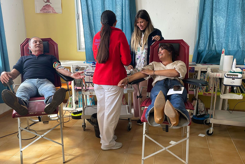 Hemodonación y Hemoterapia lleva el hábito de donar sangre a centros educativos de Lanzarote y ...